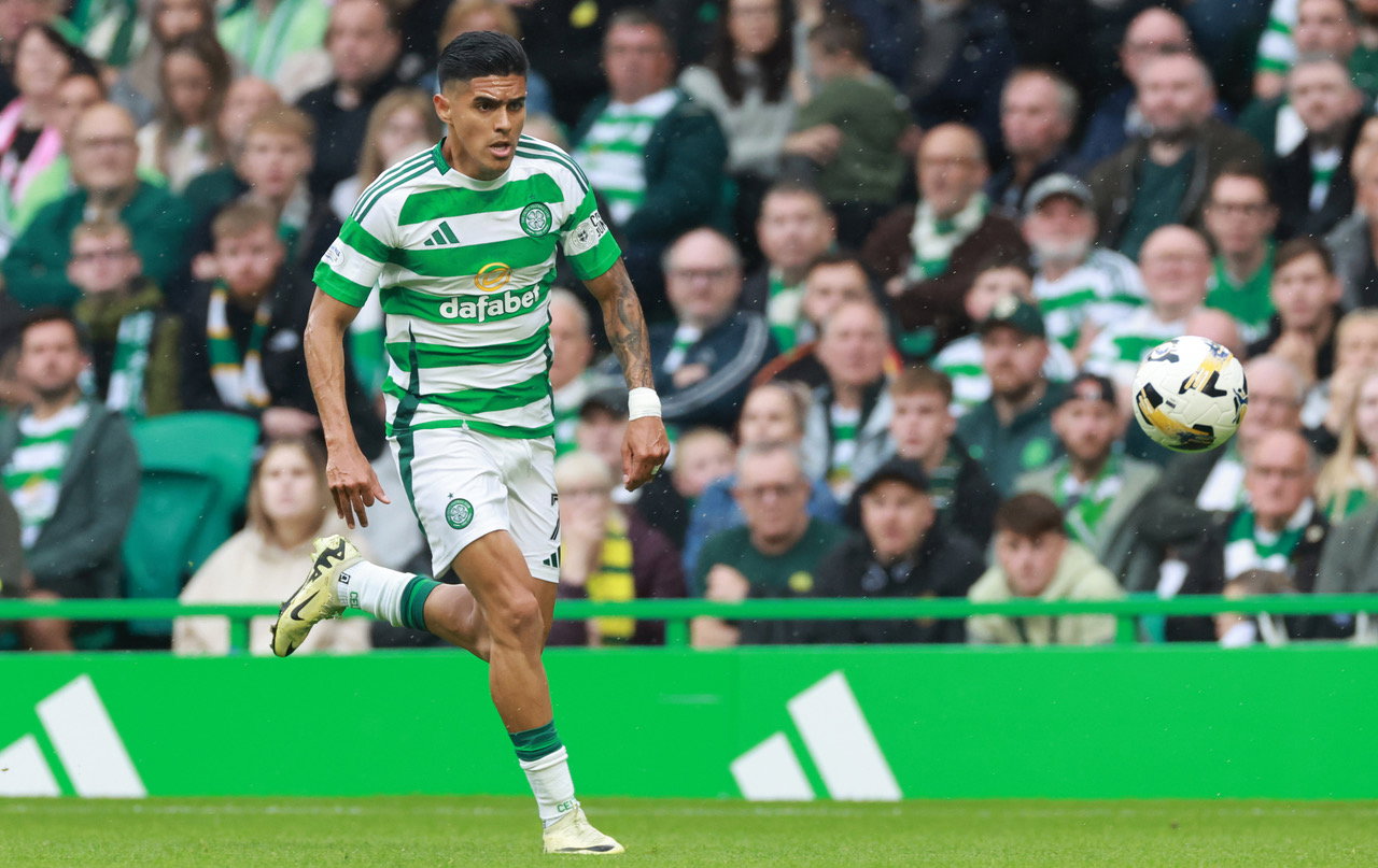 Transfer Latest - Celtic sell Luis Palma to Polish Champions for £3.5m ...