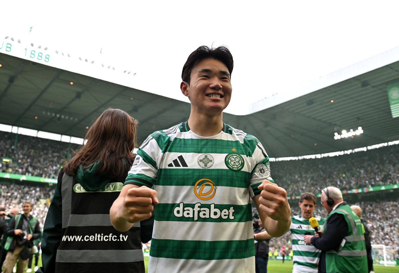 Yang signs Celtic contract extension with Martin O'Neill centre stage ...