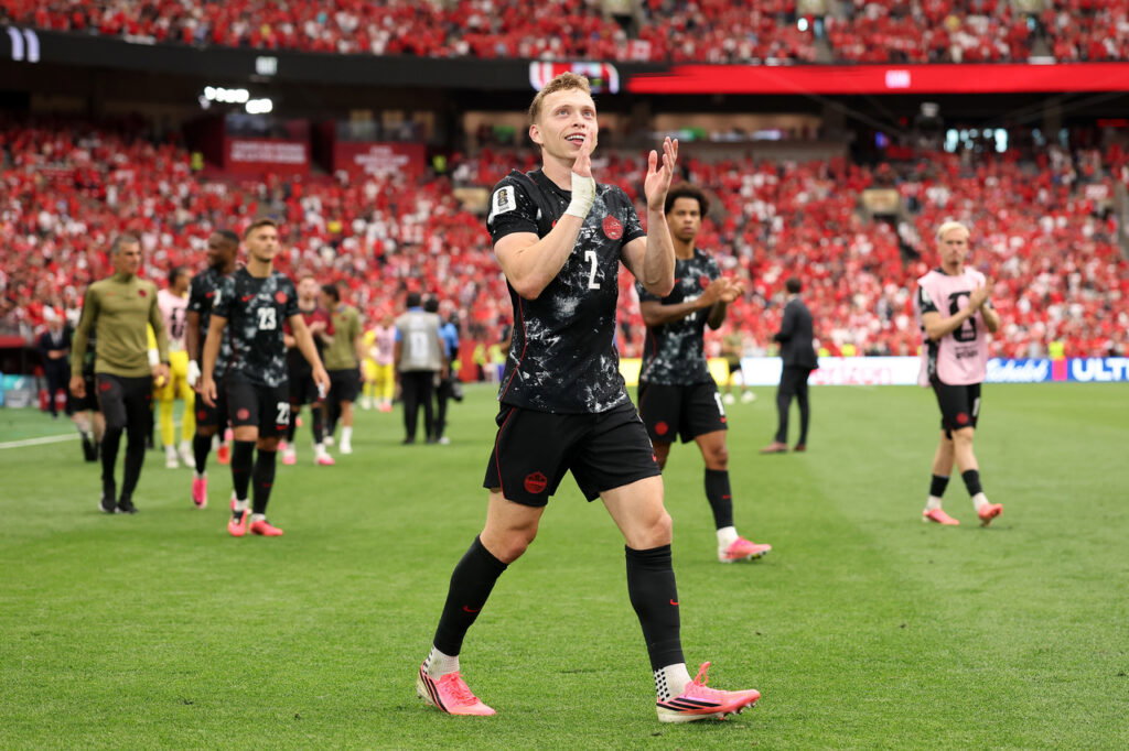 Alistair Johnston plays 90 mins as Canada reach World Cup Last 16 ...